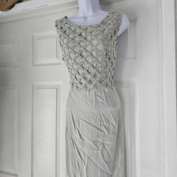 American Vintage | Dresses | Vtg 9s Crochet Bust Formal Dresssize 2very ...